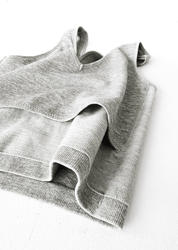 BACK SMOOTHING V-NECK BRAMI – Pebby Forevee