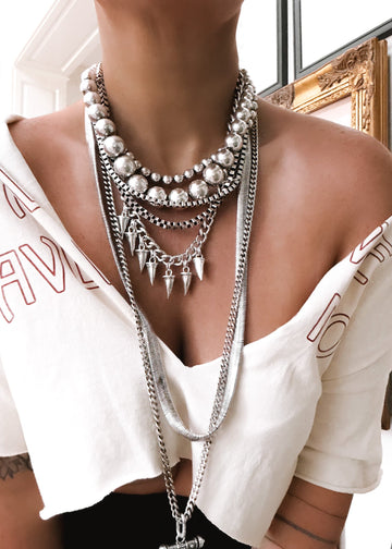 THE MOTIVATED STATEMENT CHOKER NECKLACE – Pebby Forevee