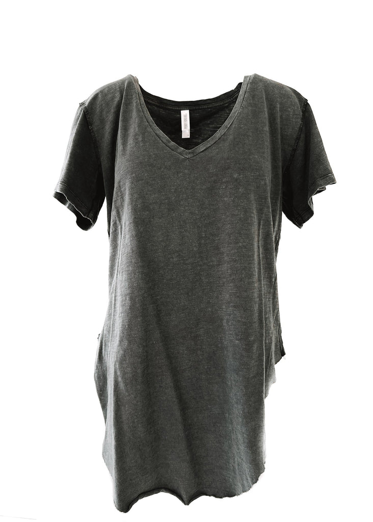 PREMIUM PLUNGE V-NECK MINERAL WASHED SIDE SLIT TOP – Pebby Forevee